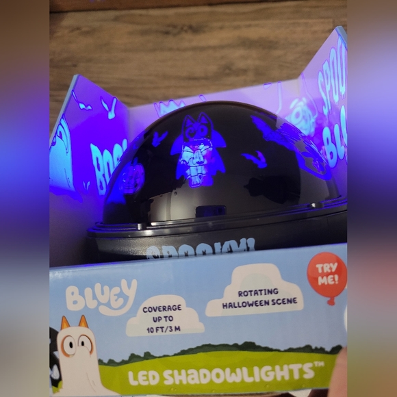 Holiday | Bluey Light Up Led Shadowlights Rotating Halloween Scene ...